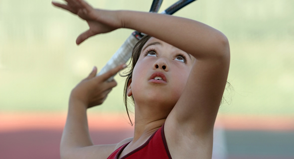 Girl Playing Tennis Elbow 3915